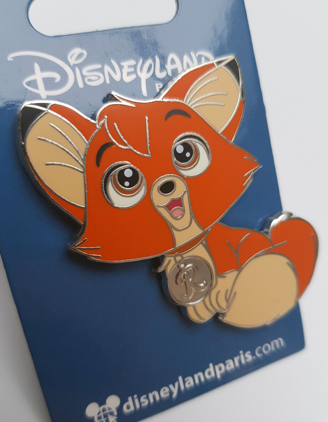 Disneyland Paris Fox & Hound Tod Pin Trading Badge - Shop The Mouse